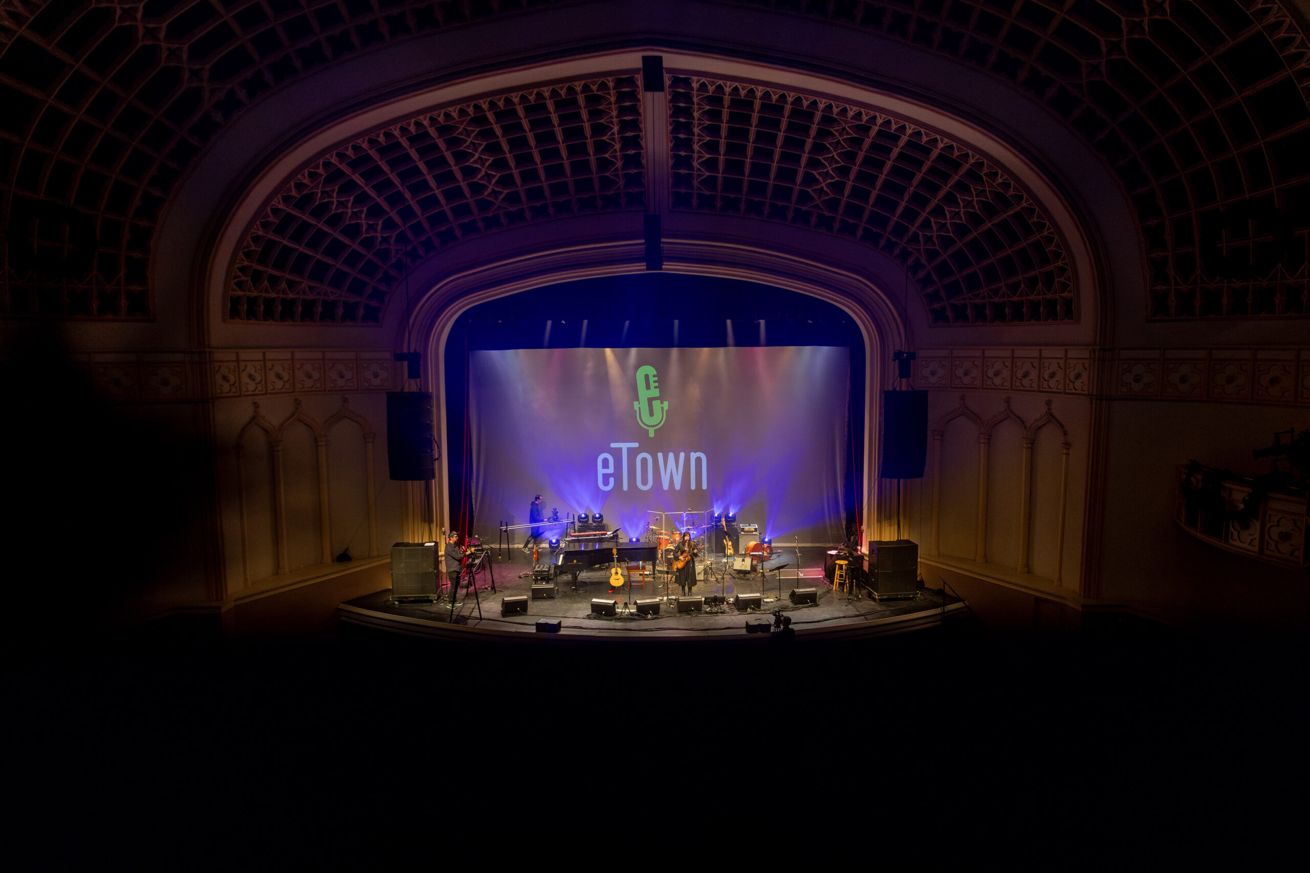 eTown On The Road: Rufus Wainwright and Madison Cunningham, Part One ...